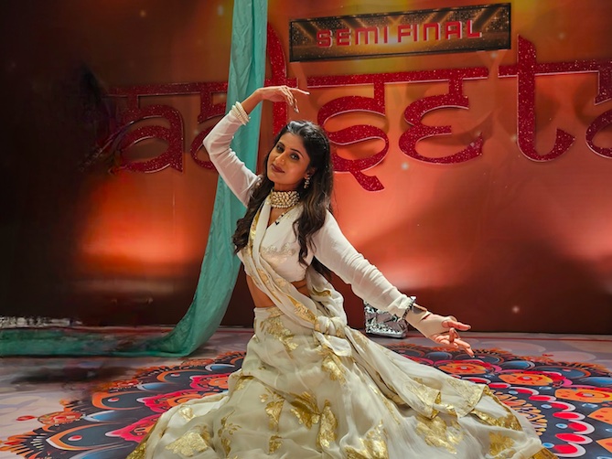 Shiwani Chakraborty Relives Childhood Through ‘Mujhe Rang De ...