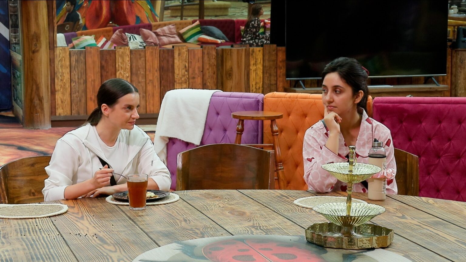 Bigg Boss 19: Natalia Brings A Taste Of The World To The...